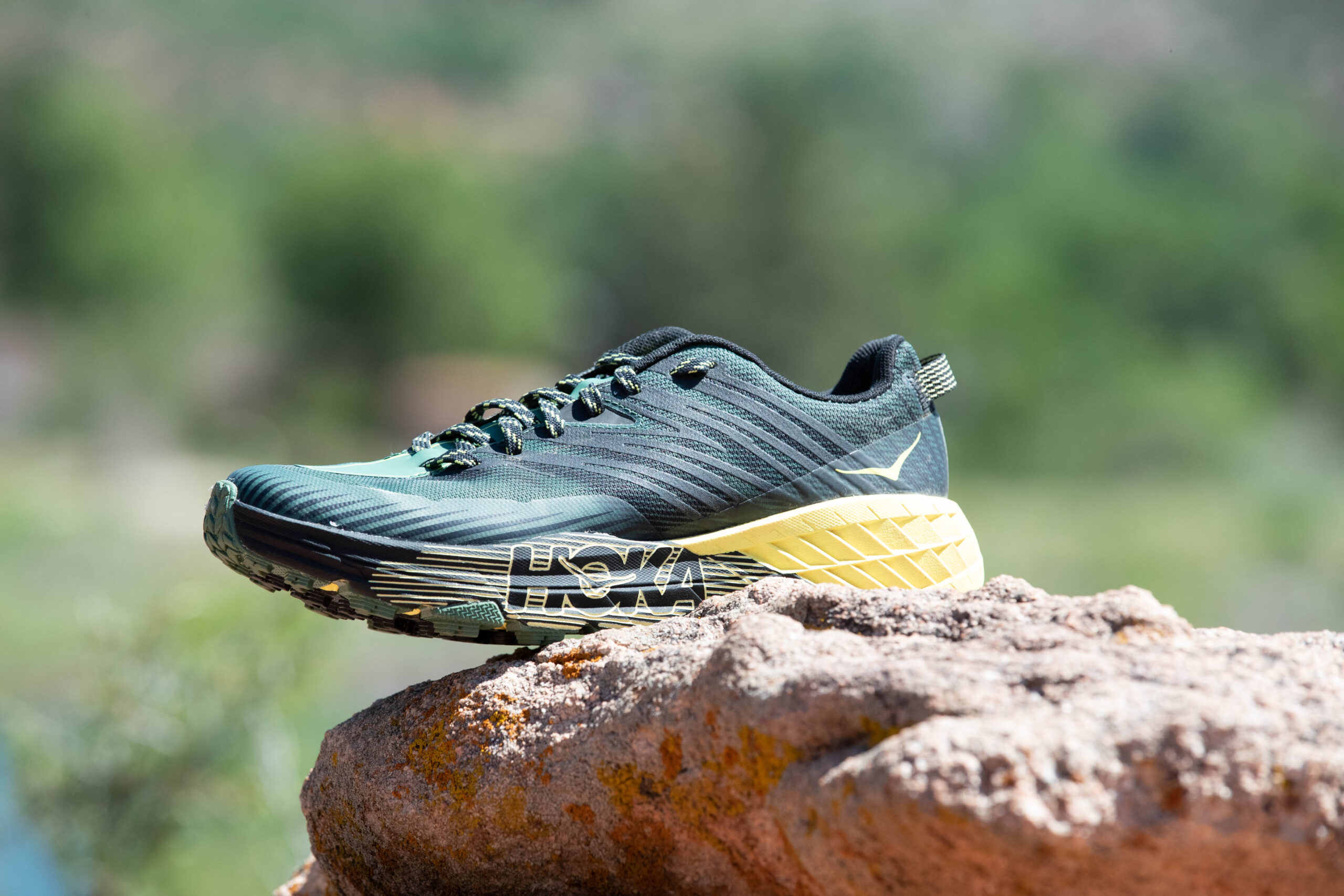 Trail Shoes | DeMoor Global Running